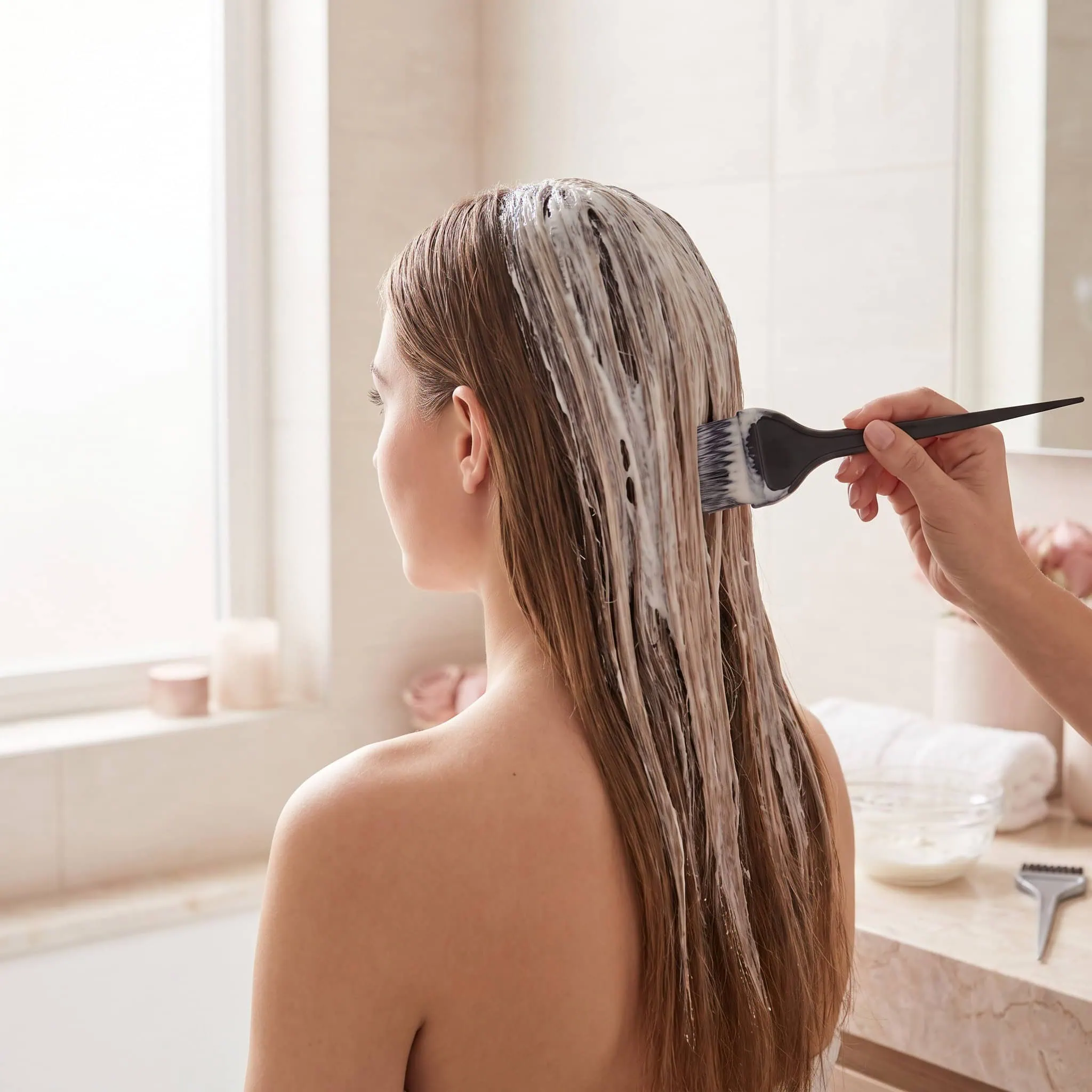 The 7 Worst Mistakes When Bleaching Your Hair at Home | pH PlexThe 7 ...